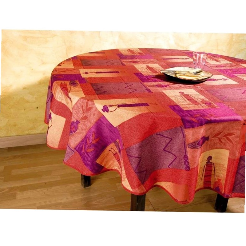 Nappe anti tâches ovale bordeaux